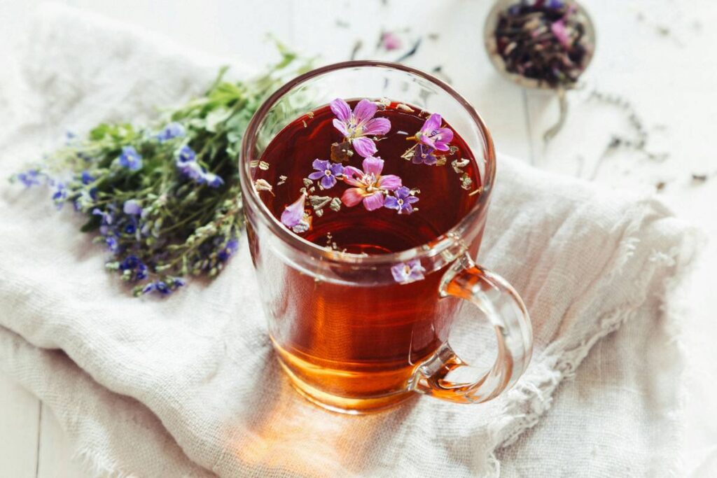 Bere le tisane: ecco tutti i benefici e le proprietà
